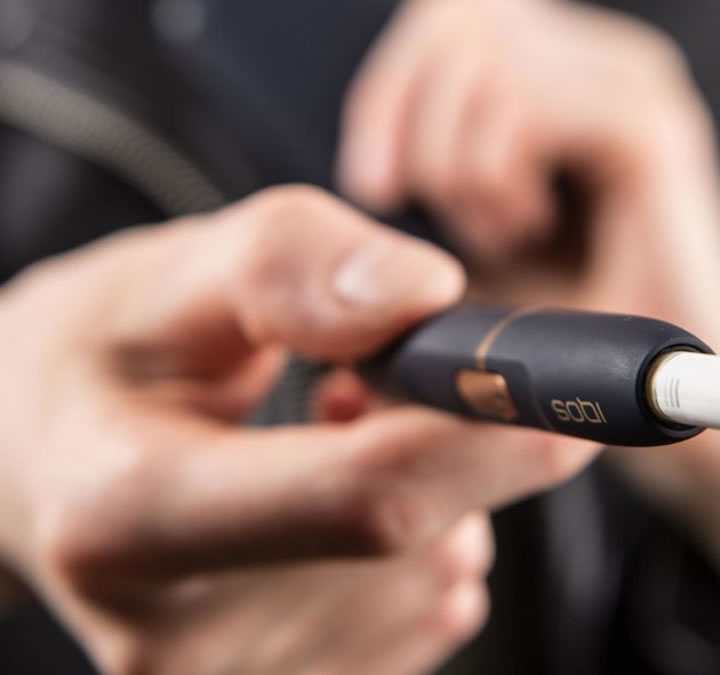 Vaping vs IQOS - Which One Is Best To Quit Smoking?