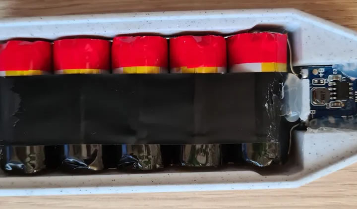 Disposable Vape Batteries Show Reusability and How to Use