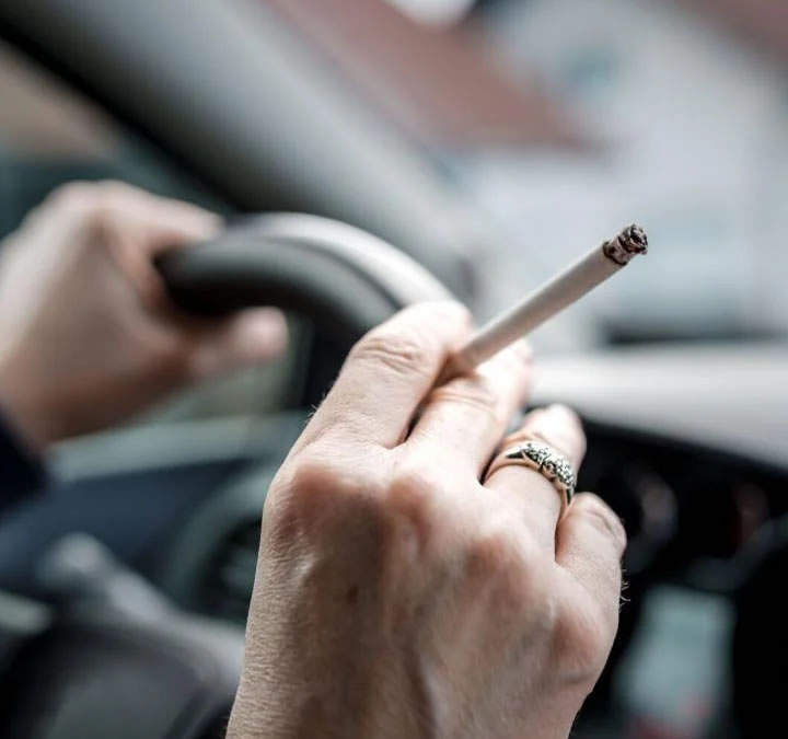 Texas Lawmakers Consider Banning Smoking in Cars with Children