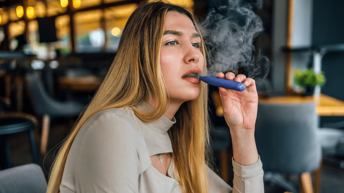 Vaping Saves Lives: Embracing Safer Nicotine Alternatives - Ecigator