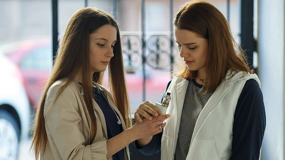 UAE Schools Launch Anti-Vaping Campaign with Detection Sensors - Ecigator