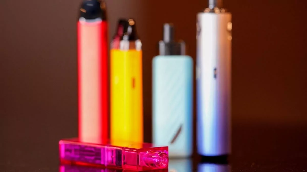 Australia's Vape Law Backfires as Smoking Rates Keep High - Ecigator