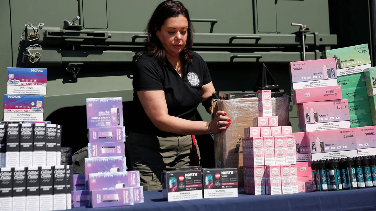 DOJ & FDA Seize 2.1M Illicit Vapes in Nationwide Sweep - Ecigator