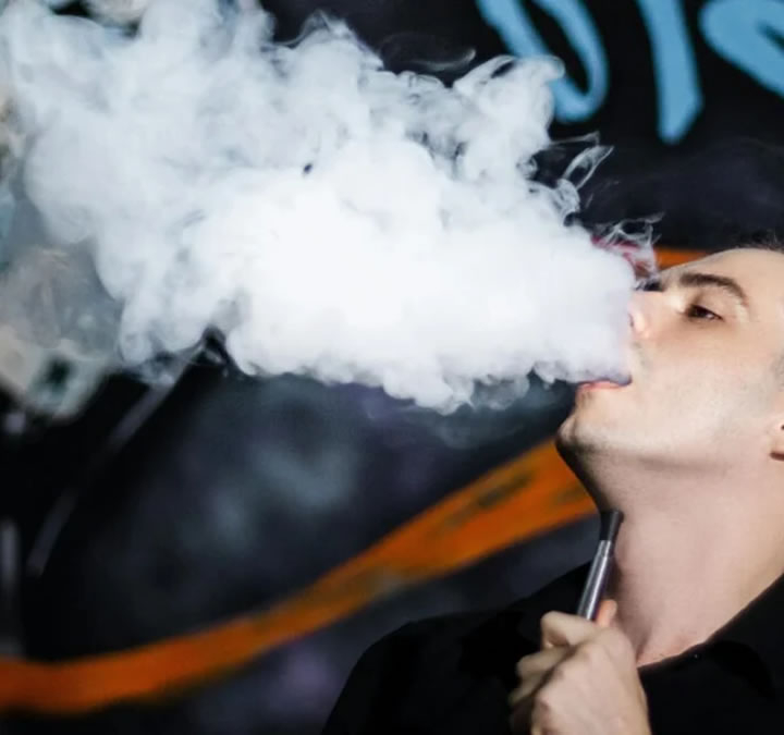 Cost of Vaping: A Price Breakdown for Rechargeable E-Cigarettes
