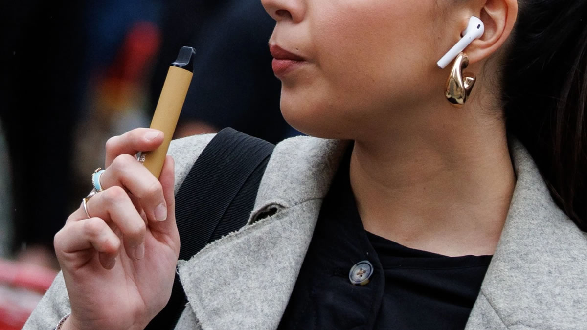 Study: Vaping and Heated Tobacco Are Not Gateways to Smoking - Ecigator